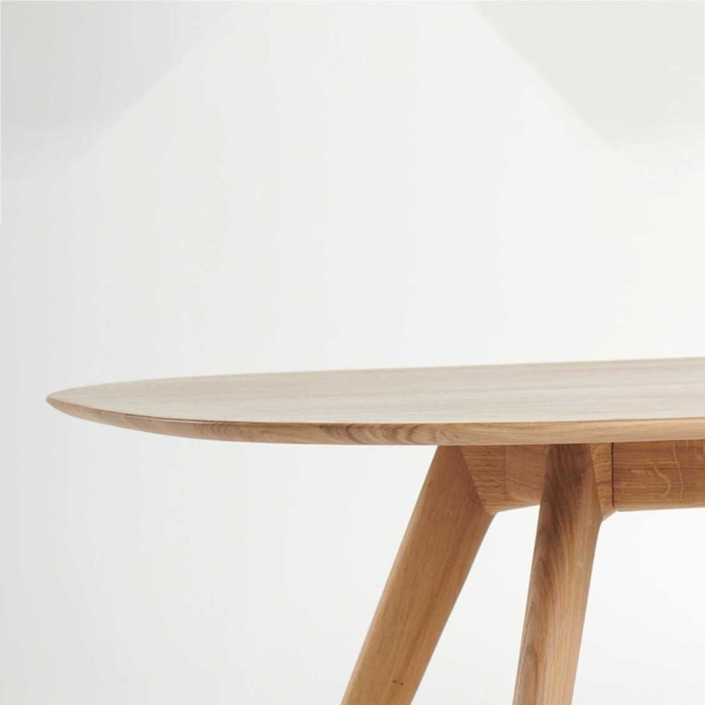 Artisan Coco dining table